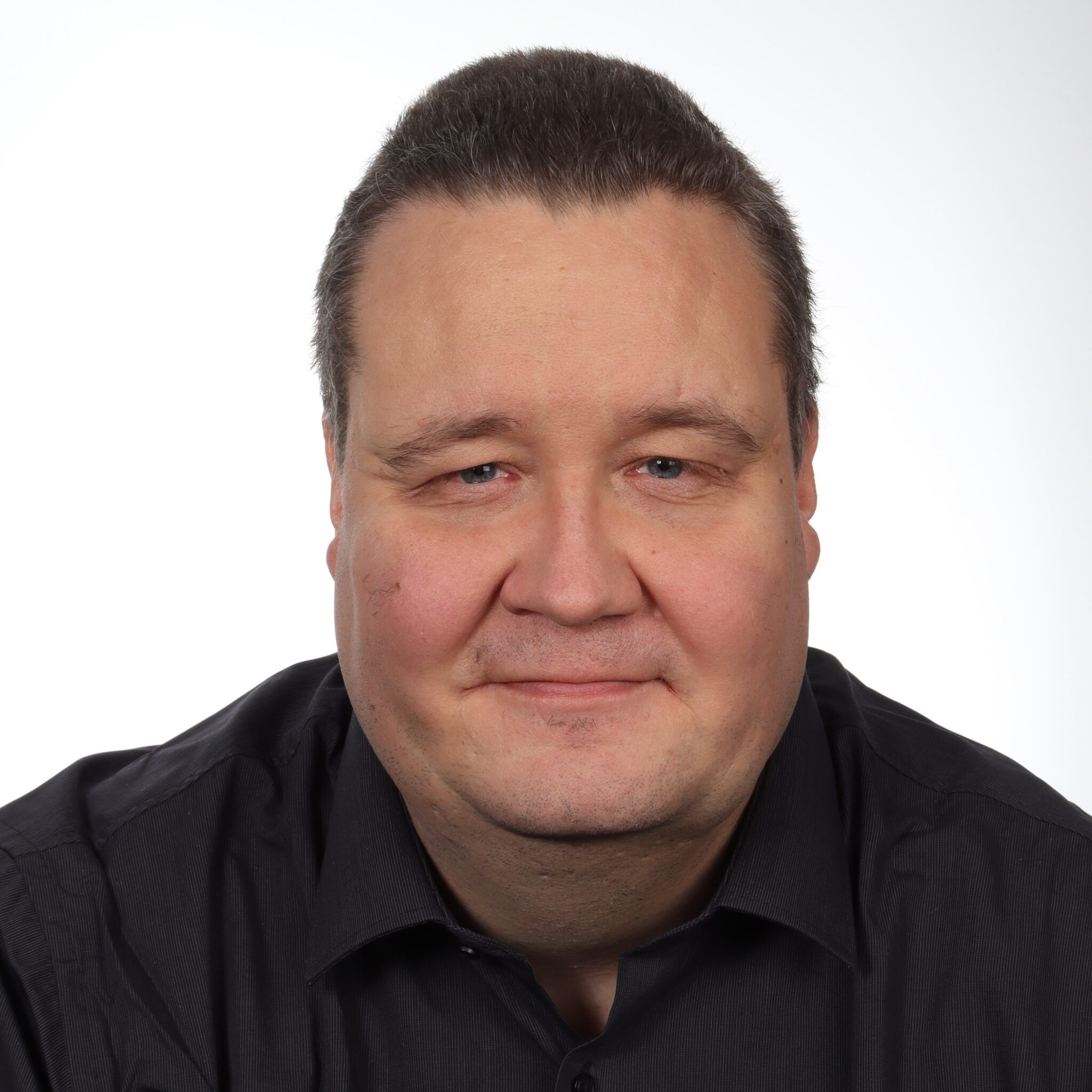 Contact us - Saarni Cloud